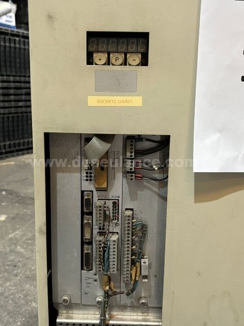 Lote - SIEMENS SIMODRIVE 6SC6612-OAA01. - deseulance.com